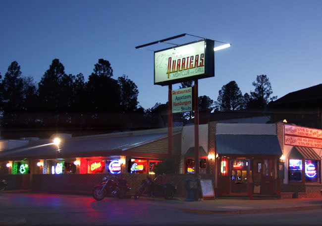 Quarters Nightclub and Grill | Ruidoso, NM 88345