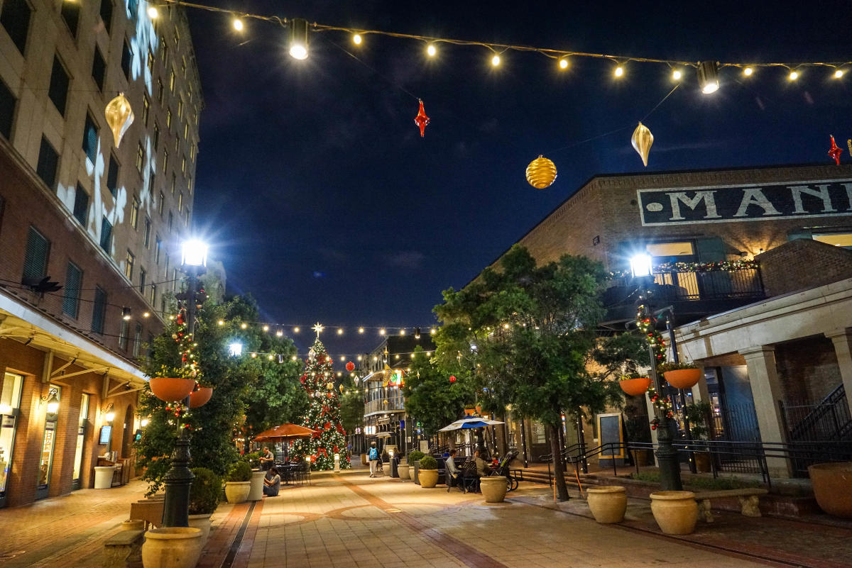 Fulton Street Square