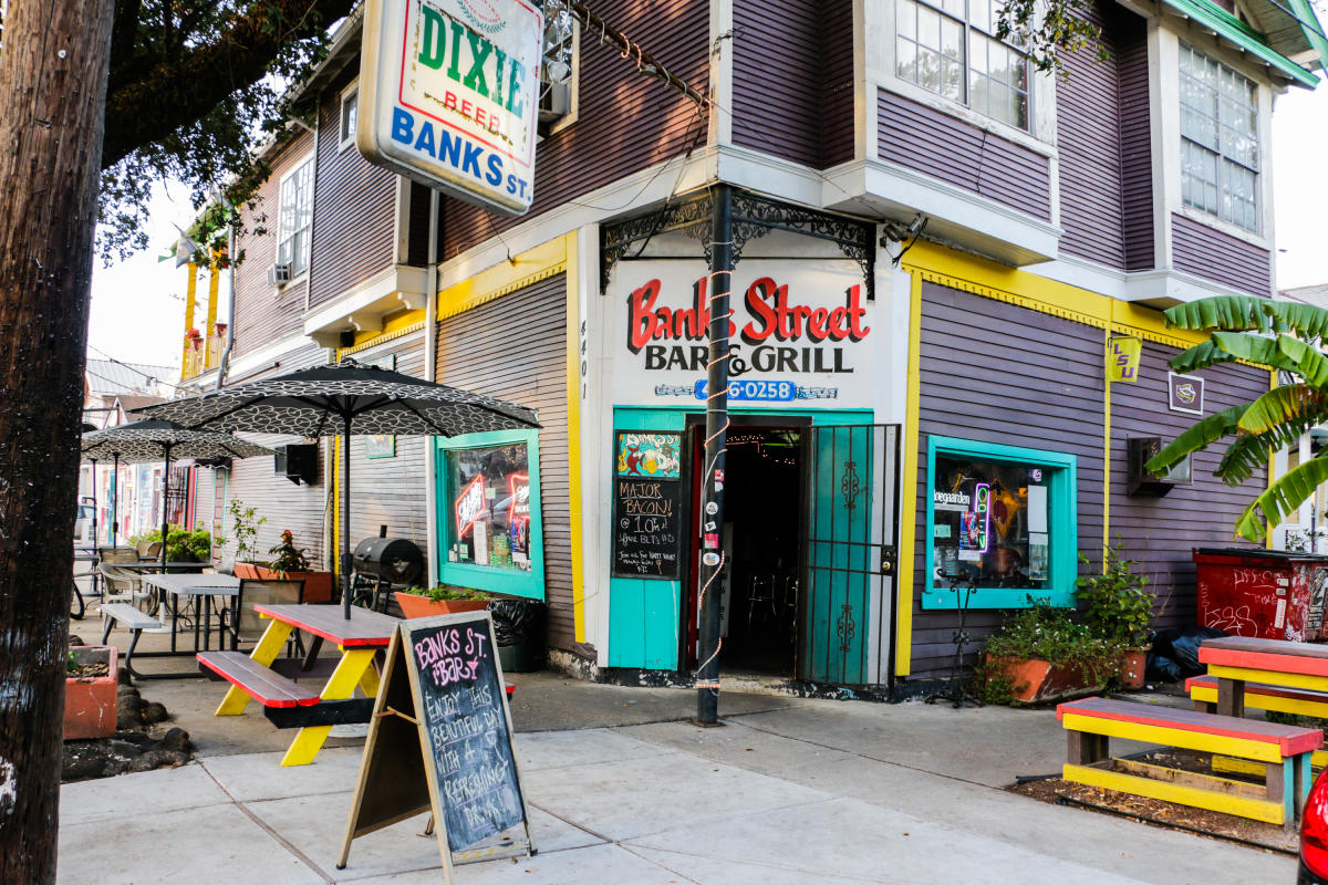 Banks St. Bar & Grill