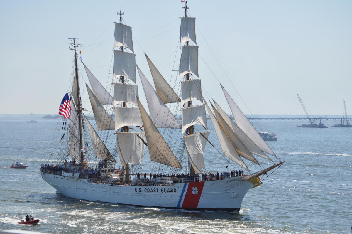 Sail250 Public Ship Tours