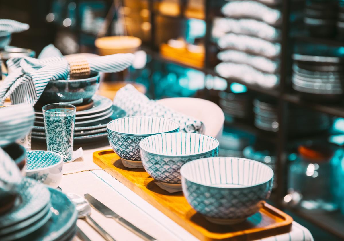 Off Bellevue Fine Furniture Consignment | Newport, RI | Discover Newport