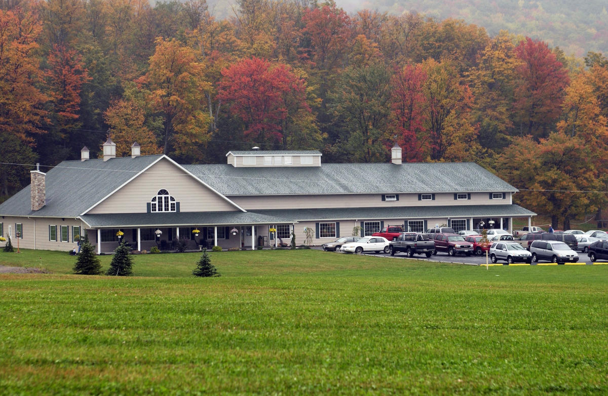 Sprague's Maple Farms & Restaurant | Portville, NY 14770