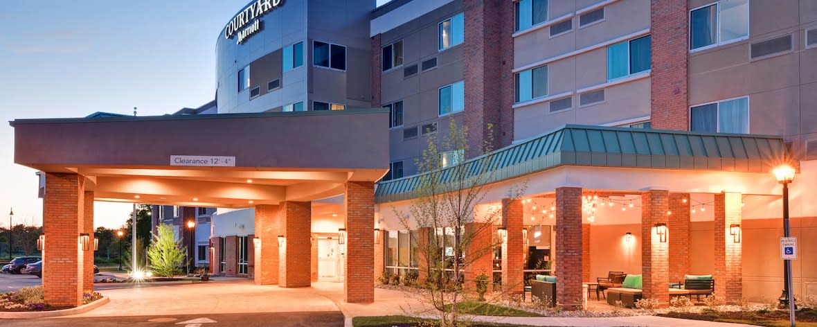 Courtyard Islip Courthouse Complex | Central Islip, NY 11722