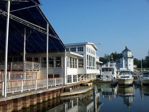 Wilson Boat House | Wilson, NY 14172