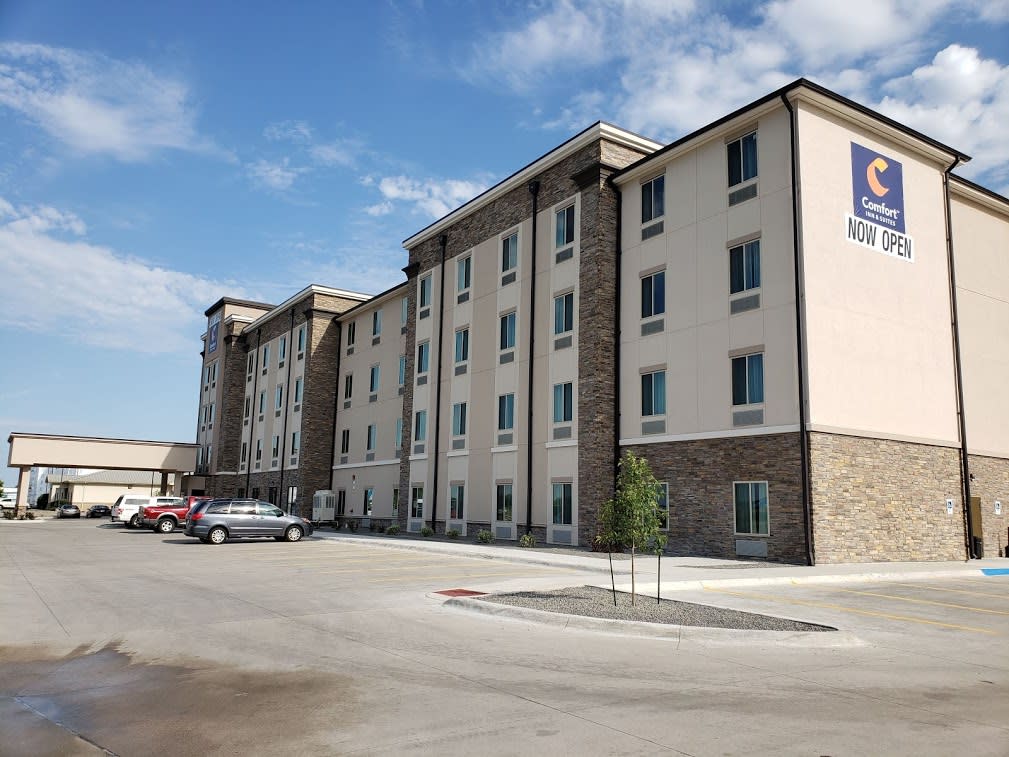 Comfort Inn & Suites