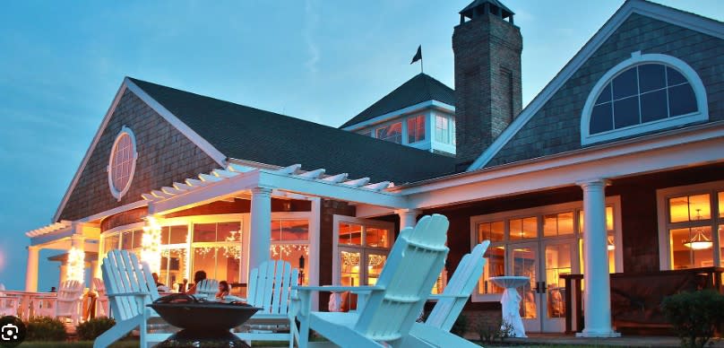 Links at Lighthouse Sound