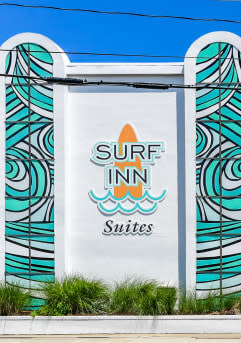Surf Inn Suites