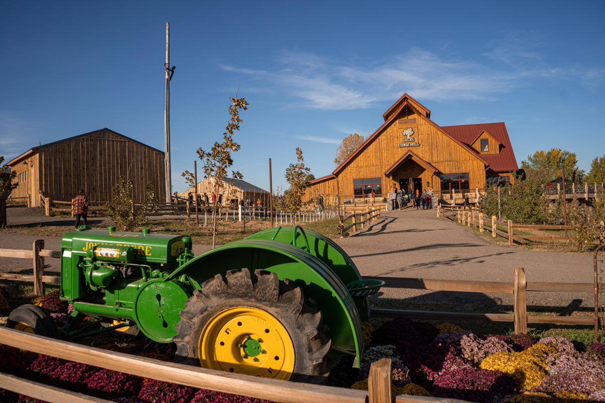 Vala's Pumpkin Patch & Apple Orchard