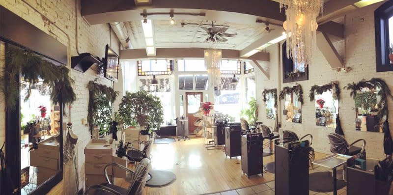 Curb Appeal Salon and Spa