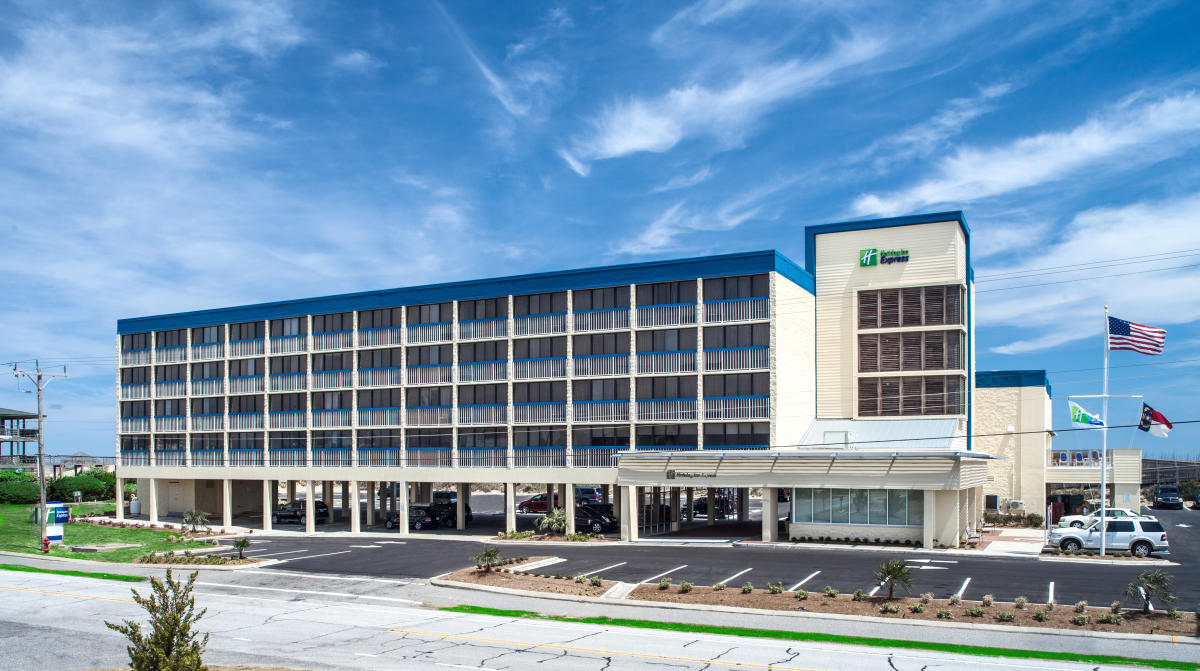 Holiday Inn Express Nags Head Oceanfront Hotel
