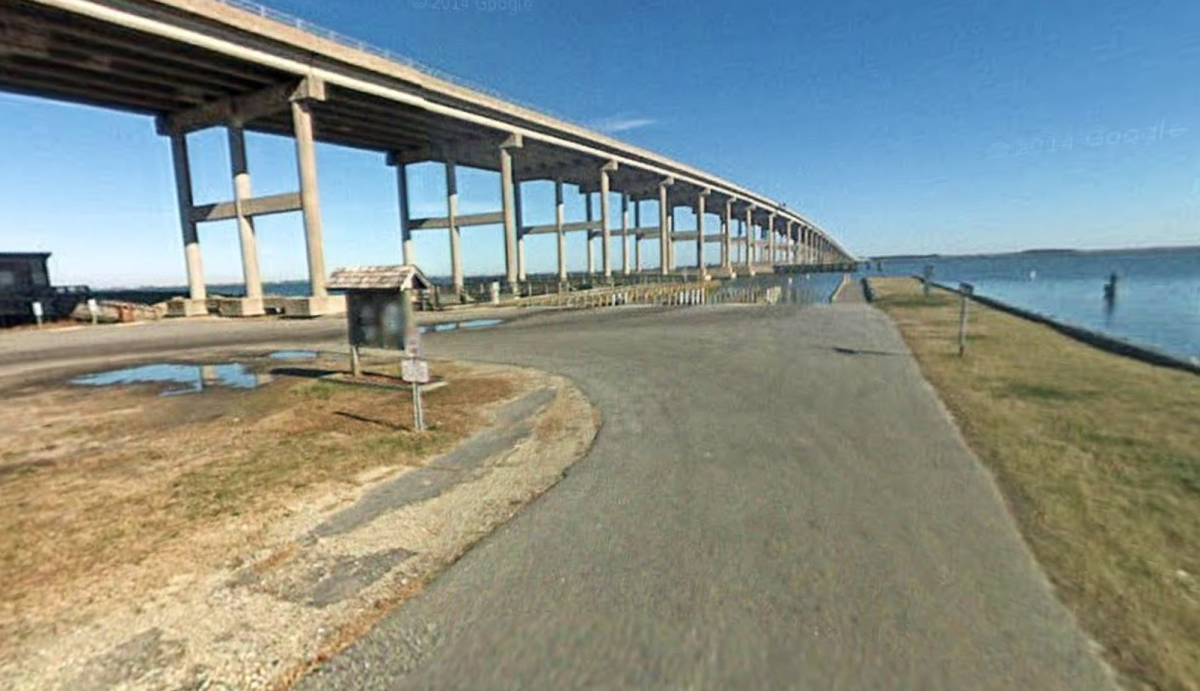Manteo (across from Pirate's Cove Marina) - Boat Ramp