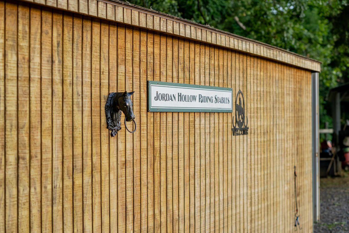 Jordan Hollow Stables