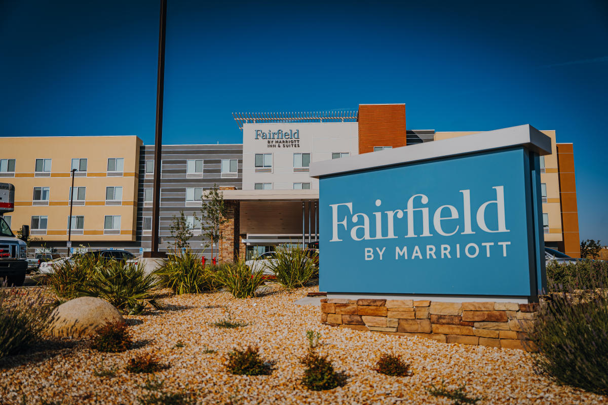 Fairfield Inn & Suites