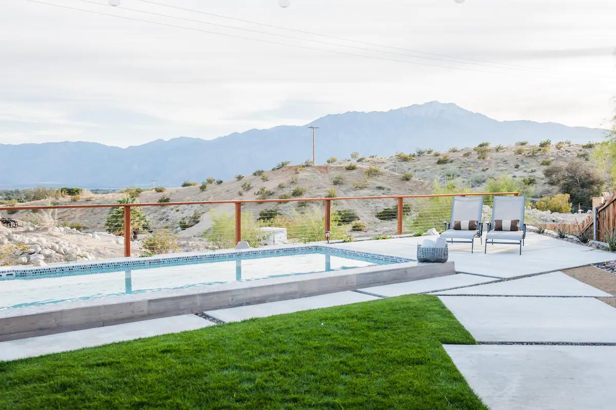 Mineral Hot Spring Desert Oasis
