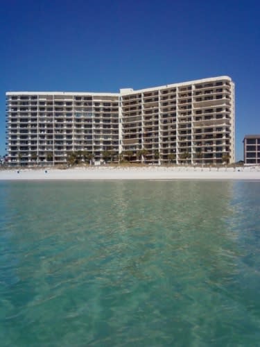 Commodore Condominiums