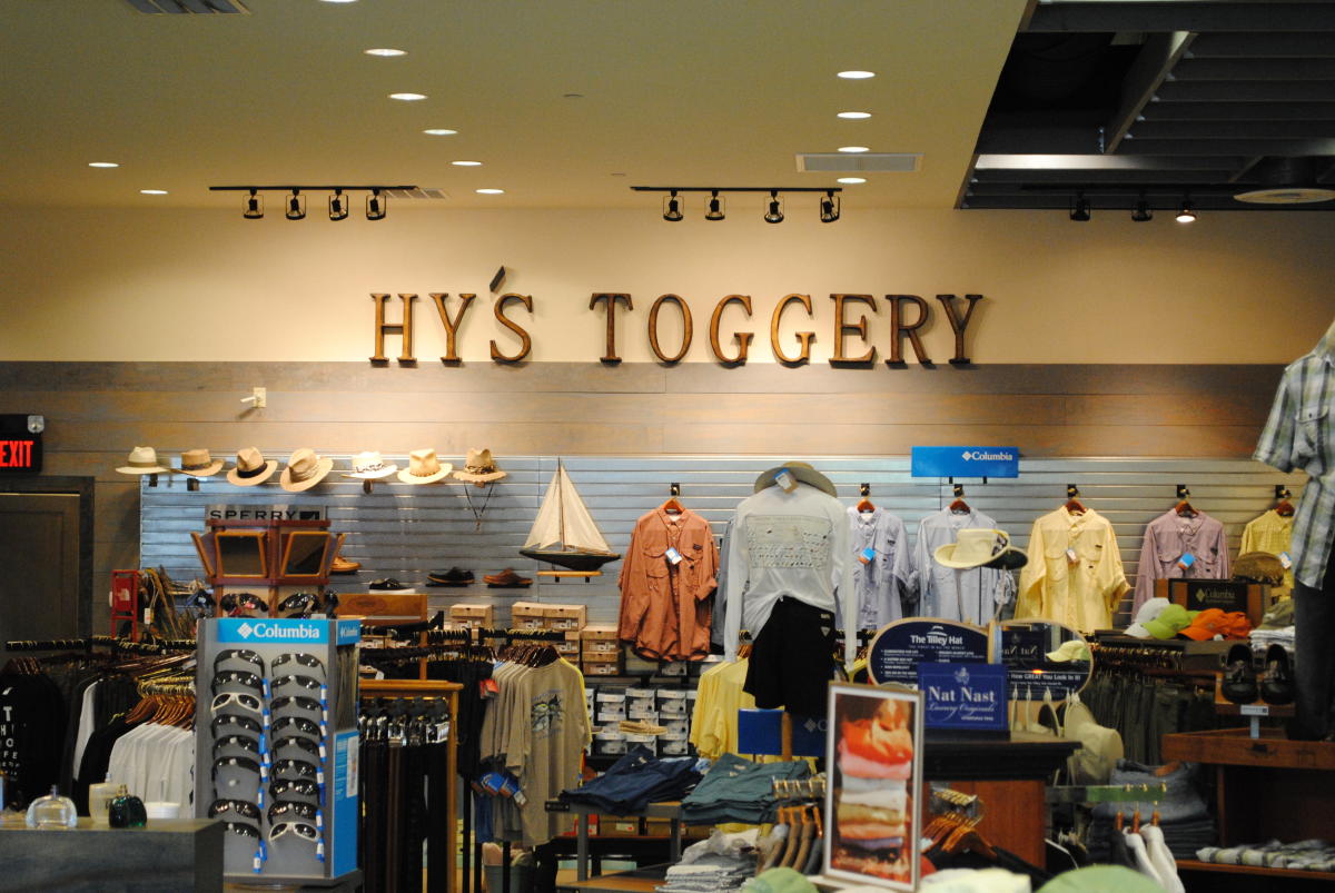 Hy's Toggery