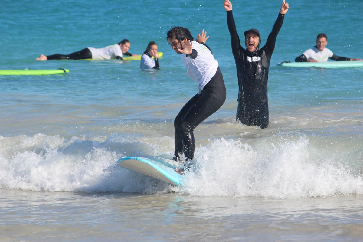 Family Fun – Group Surf Lessons with a Bonus Surfer!