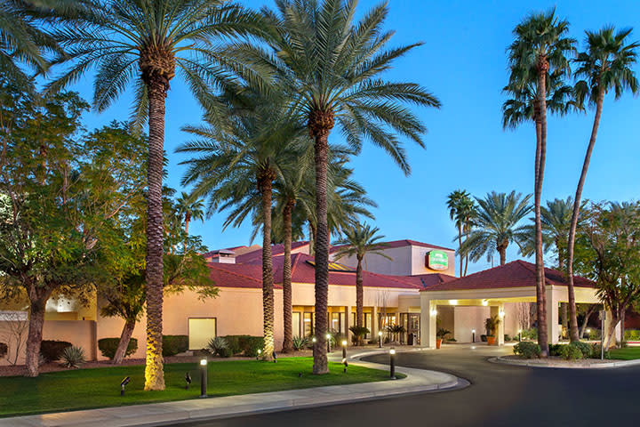 Courtyard by Marriott Phoenix North - Phoenix AZ, 85021