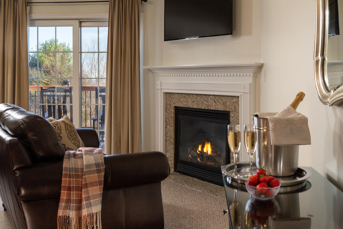 French Manor Inn and Spa | Newfoundland, PA 18445