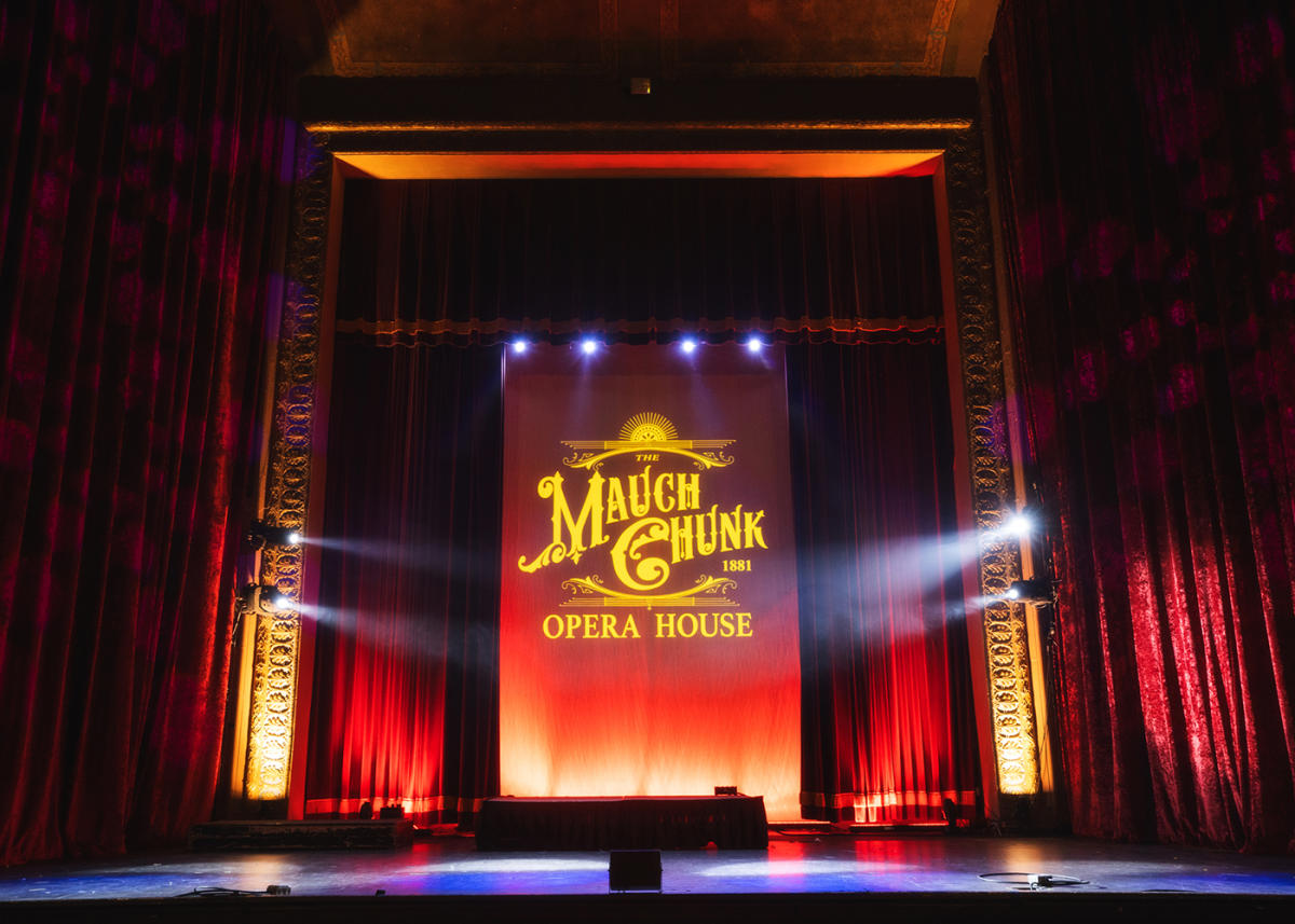 Willy Porter | Mauch Chunk Opera House | Jim Thorpe, PA 18229