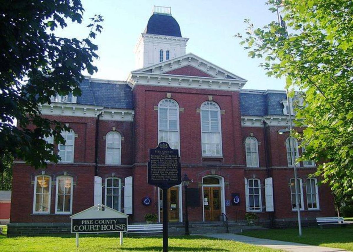 Pike County Courthouse | Milford, PA 18337