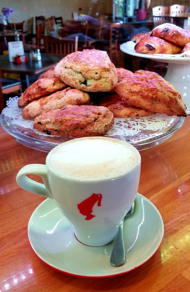 Chez Café | Pompano Beach, FL