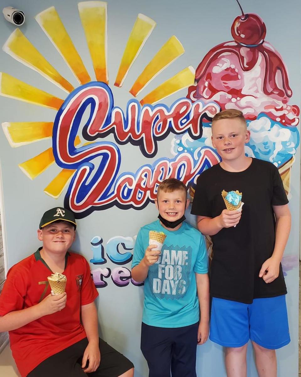 Super Scoops Ice Cream Shop