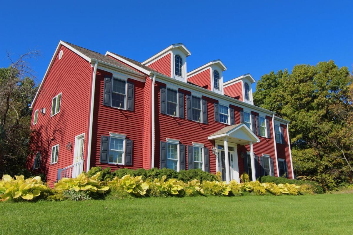 Songbird Prairie Inn and Spa