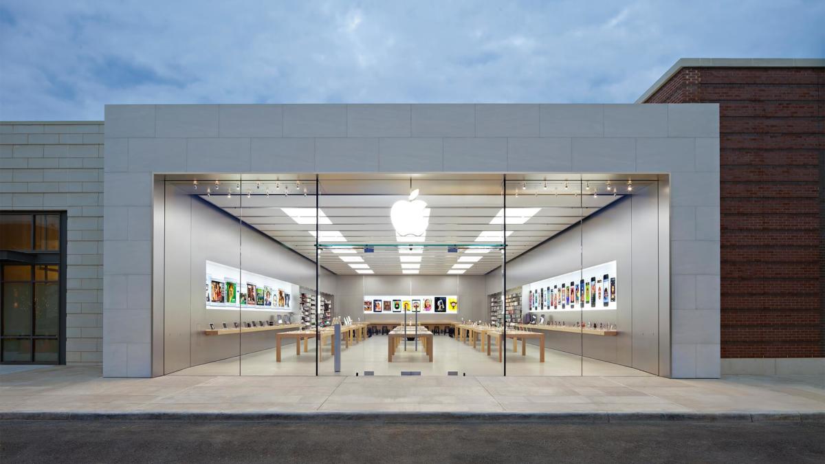 Apple Store - Potomac Town Center