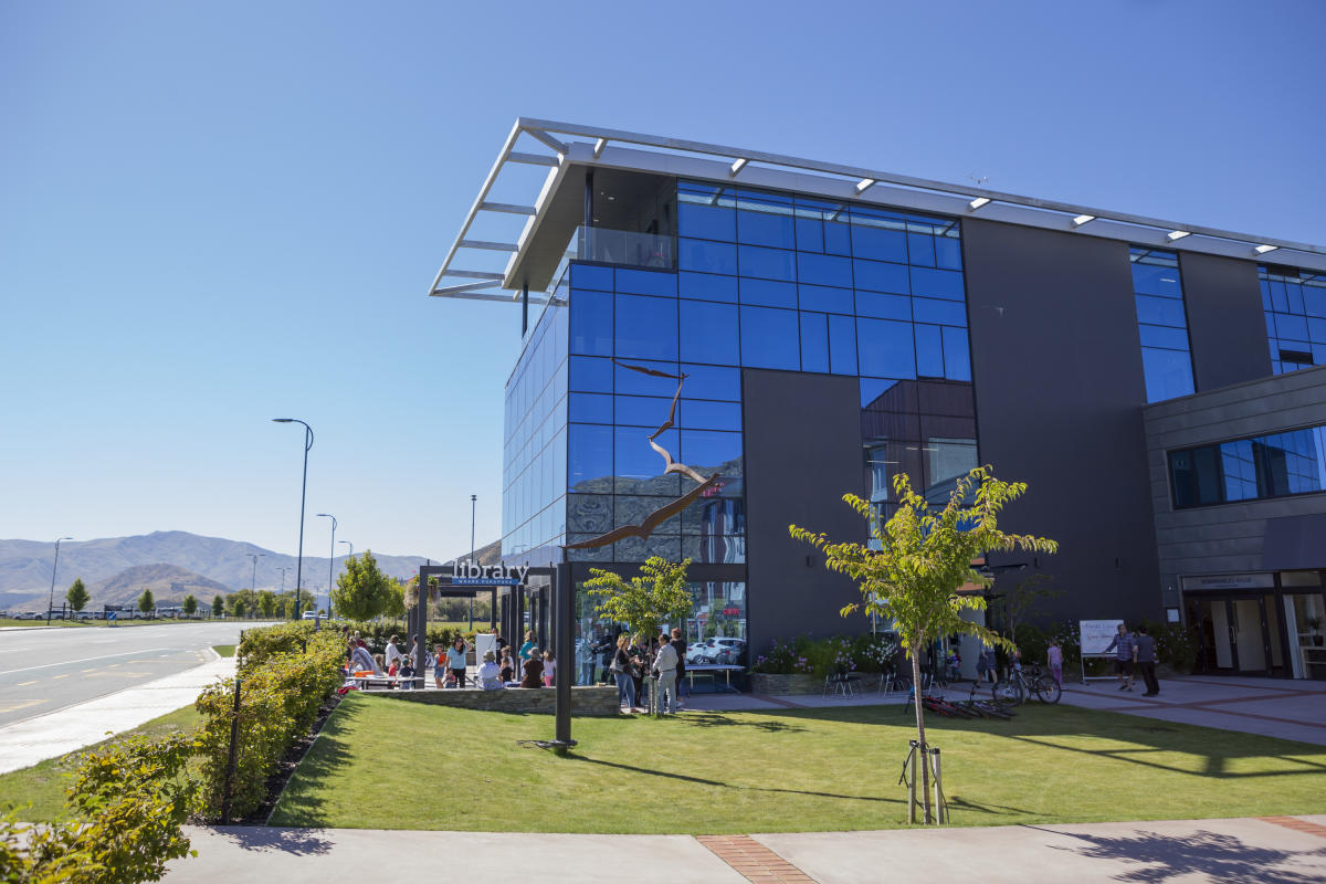 Queenstown Lakes Libraries | Official Queenstown Website