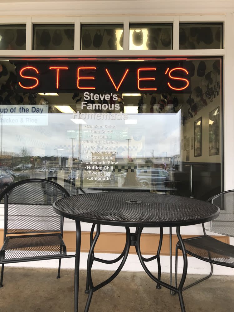 Steve's Place | Raleigh, NC 27616