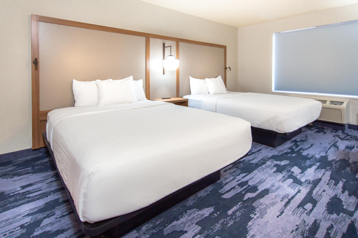 Fairfield Inn & Suites