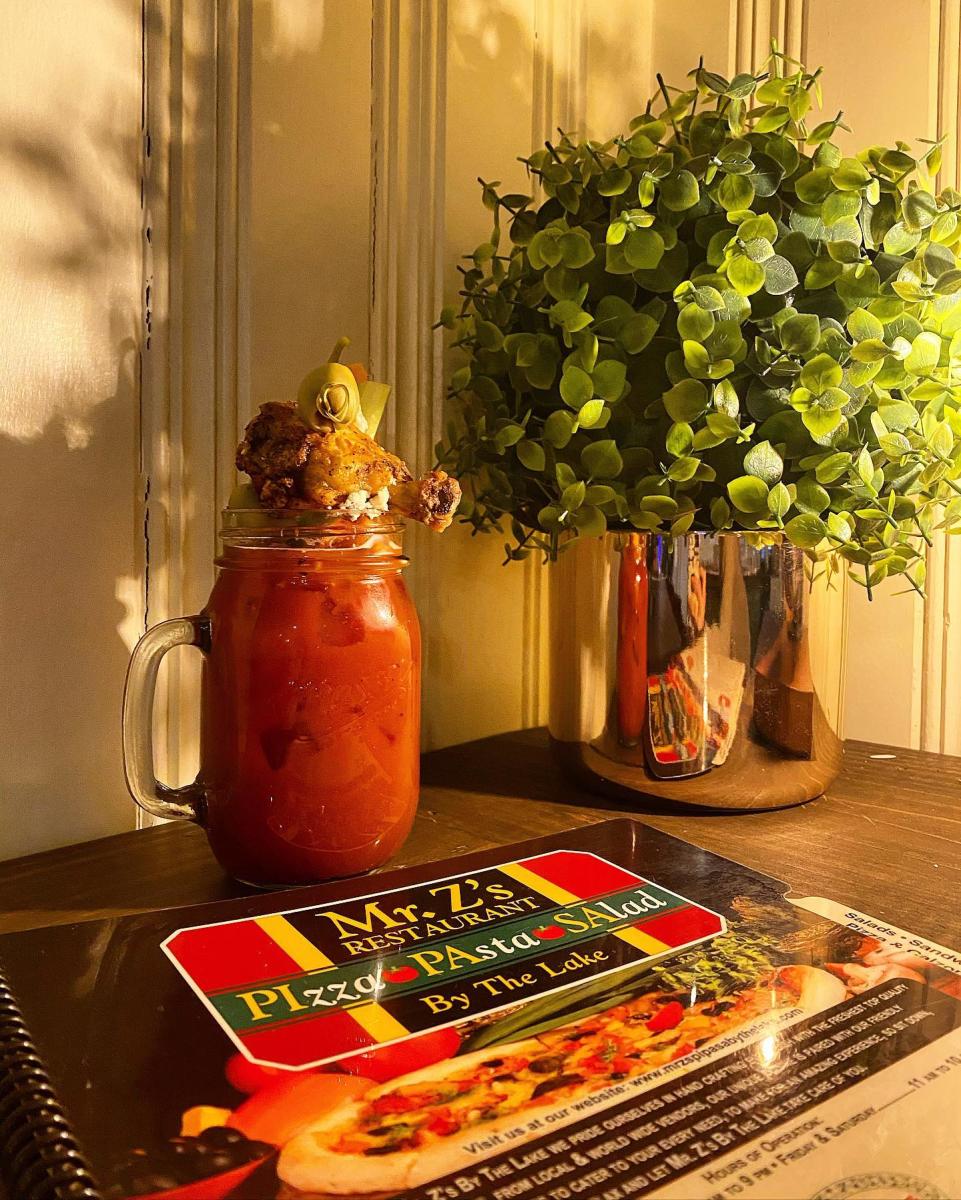 Mr. Z's Restaurant By The Lake | Chepachet, RI 02814