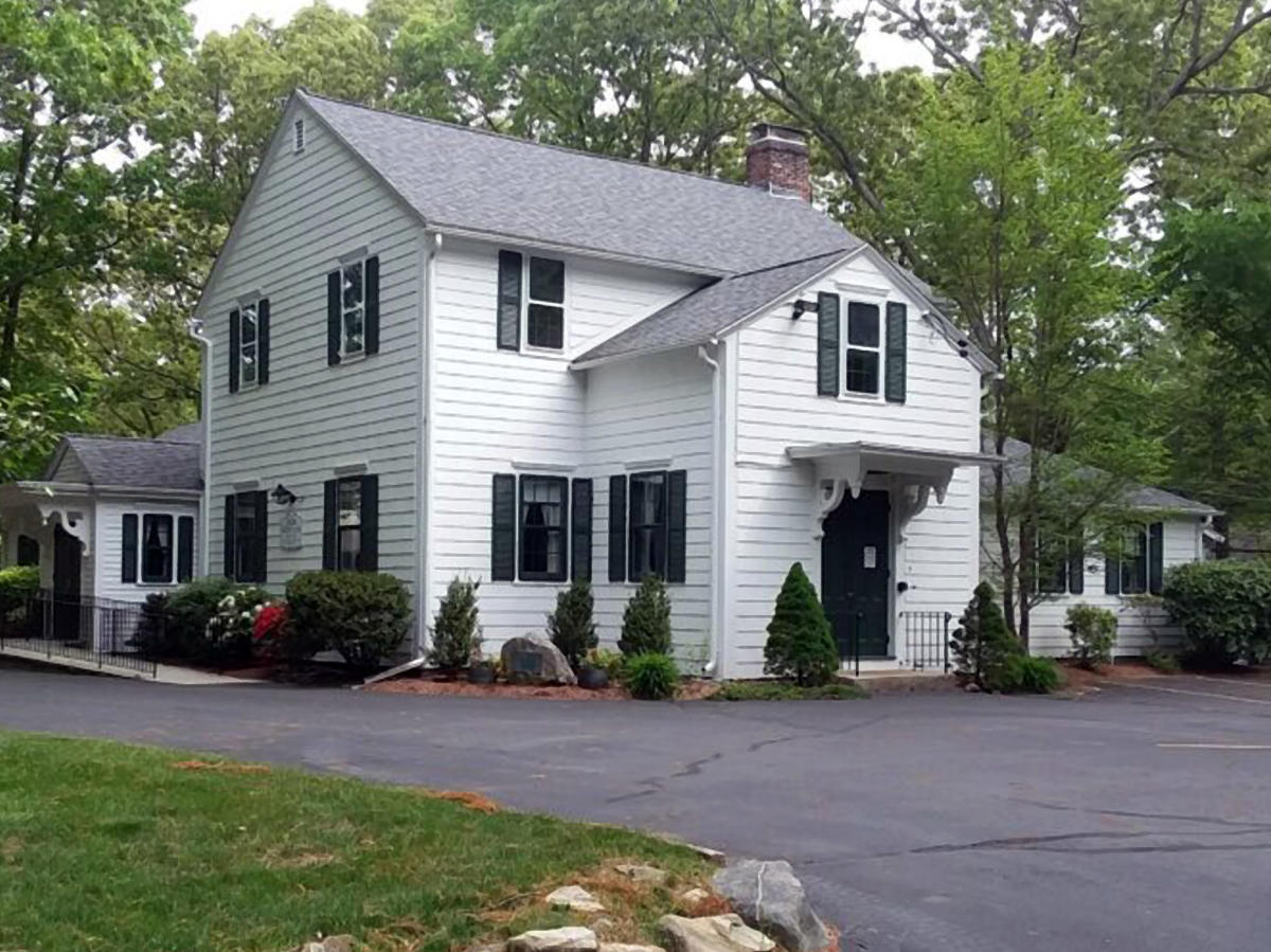 Arnold Mills Community House | Cumberland, RI 02864