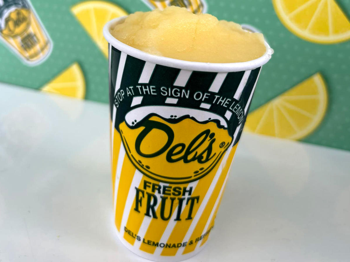 Del's Lemonade of Cumberland | Cumberland, RI 02864