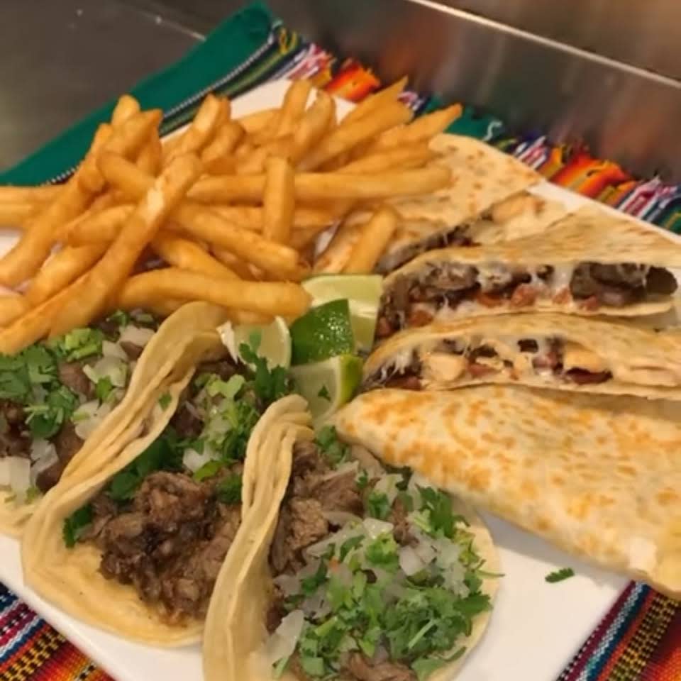 Taconeando Mexican Style Restaurant | Riverside, RI 02915