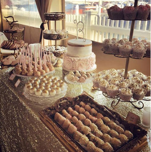 Amy’s Apples & Devilish Delights | Smithfield, RI 02917