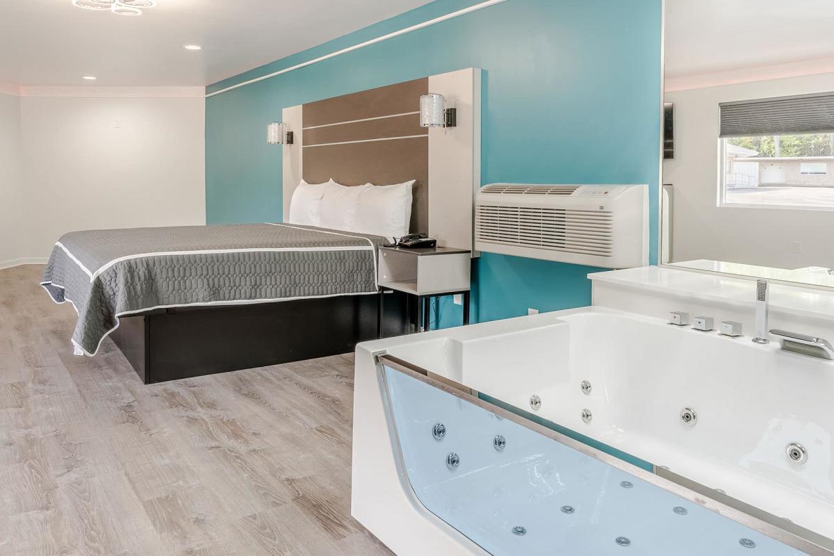 Blue Beach Motel | North Kingstown, RI 02852