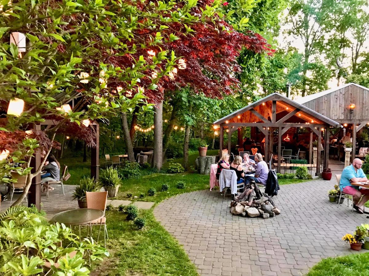 The Tree House Tavern Bistro Warwick Ri 02886