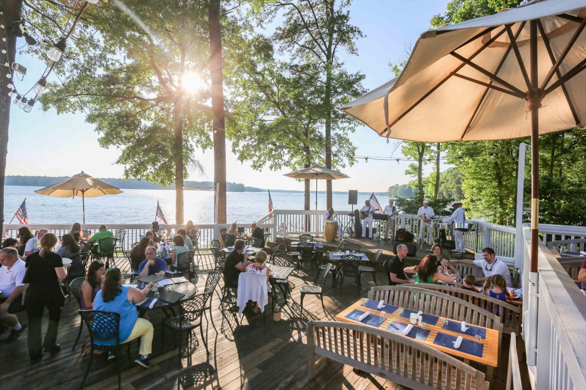 Boathouse at Sunday Park