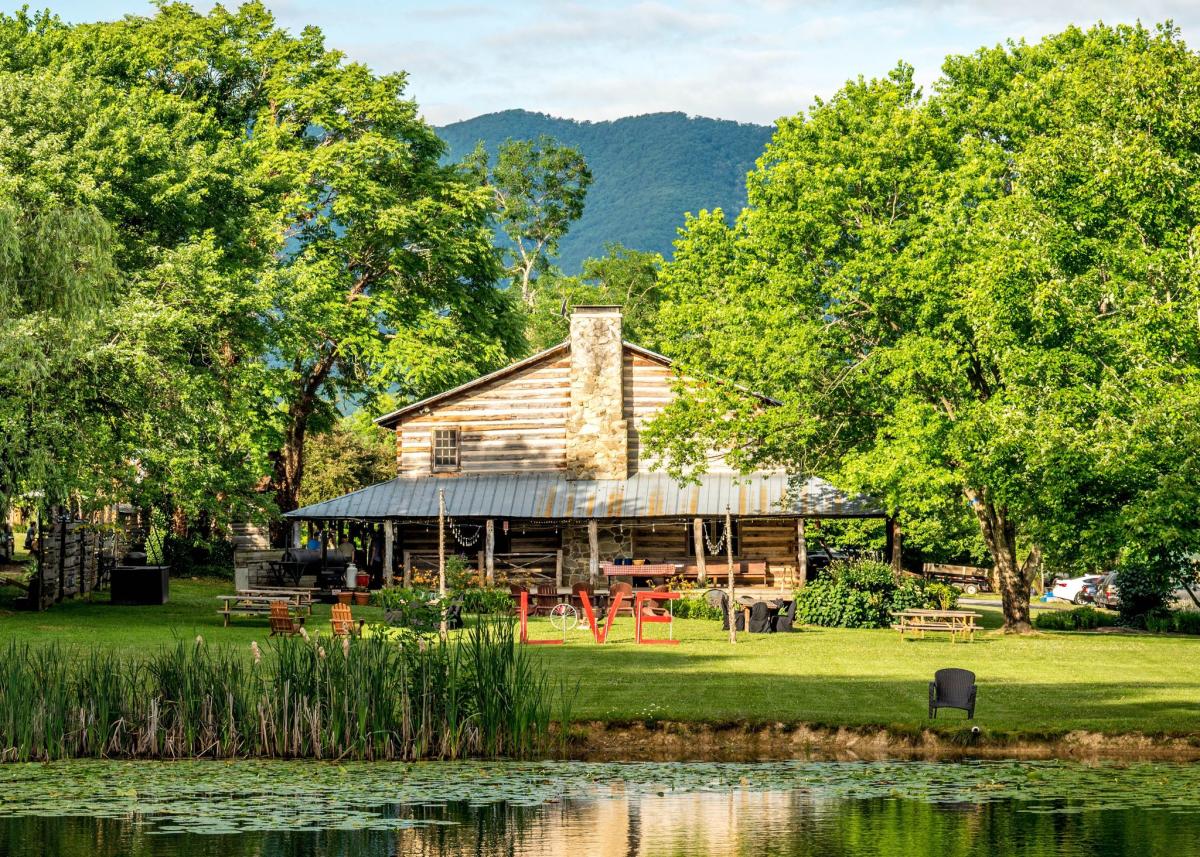 Wilderness Adventure at Eagle Landing | New Castle, VA 24127