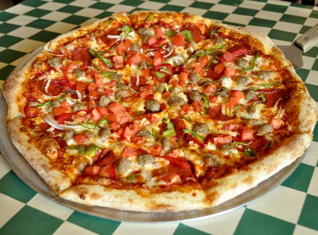 Grace's Place Pizzeria | Roanoke, VA 24015