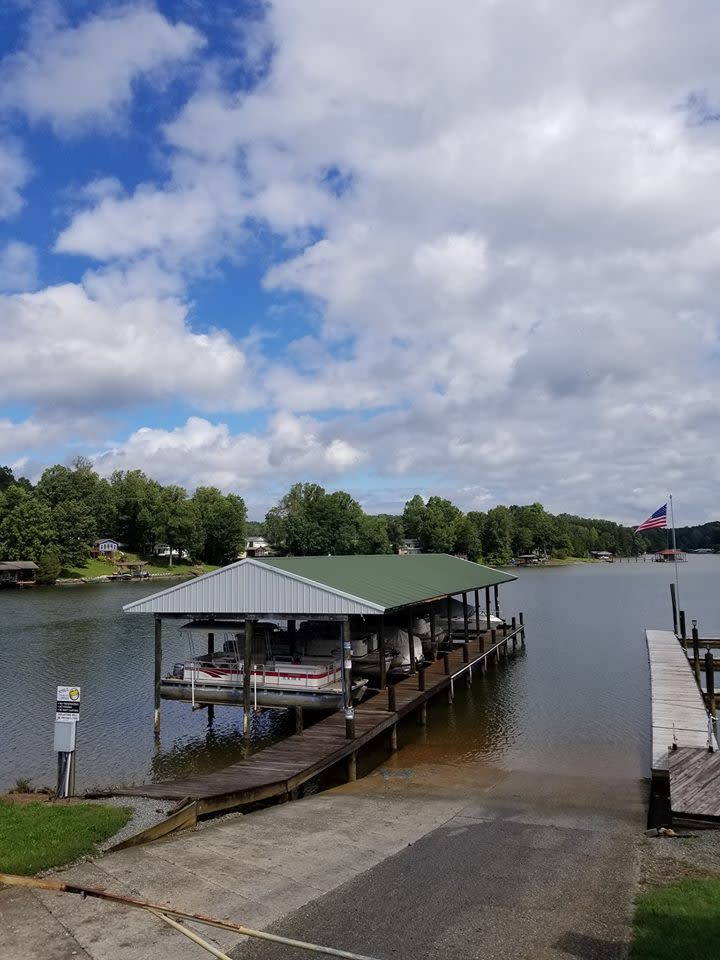 Magnum Point Marina | Union Hall, VA 24176