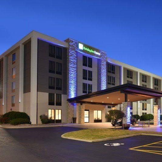 Holiday Inn Express Rochester - University Area