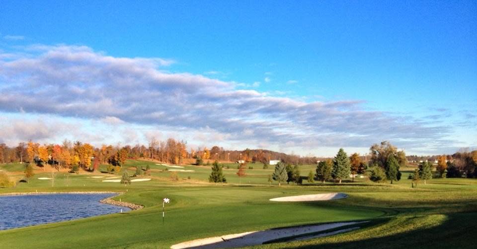 Ravenwood Golf Club