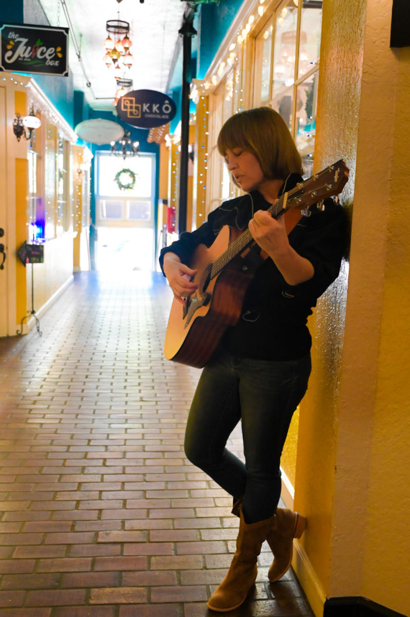 Open Mic with host Tracy Eckstrand