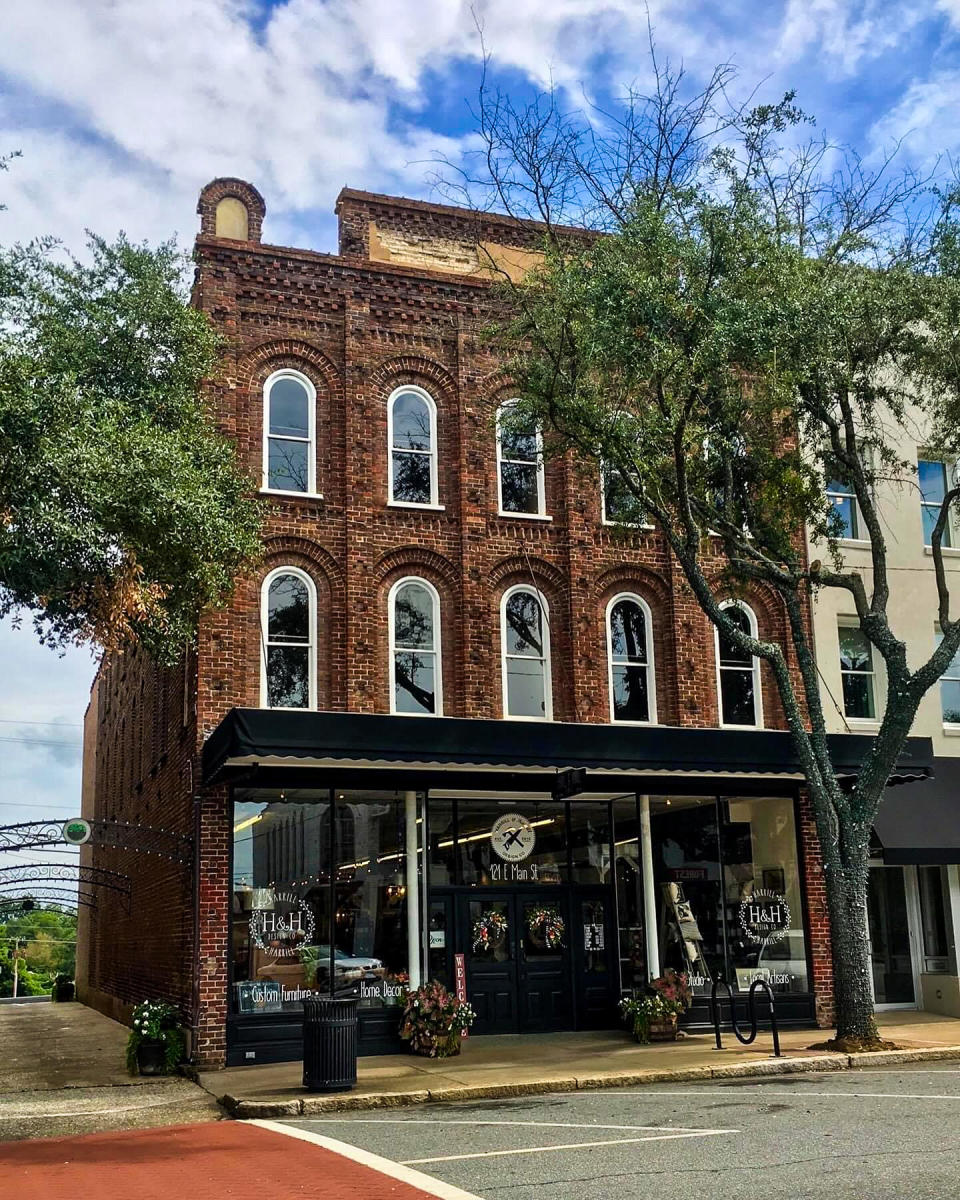 Harrill & Harrill Design Co.