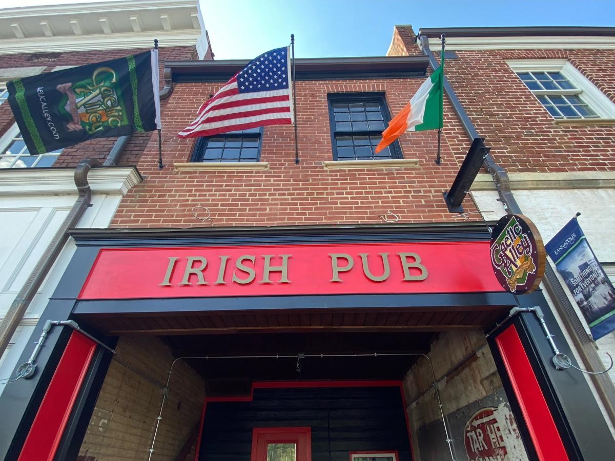 Irish Pub Signal Hill