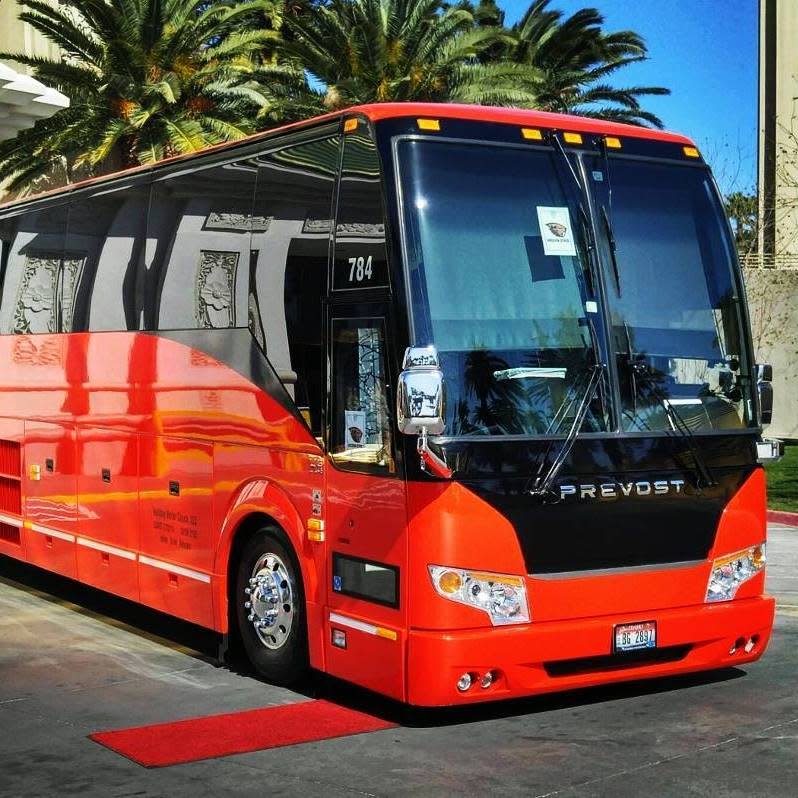 Holiday Motor Coach | a Salt Lake Charter/Rental Buses Transportation ...