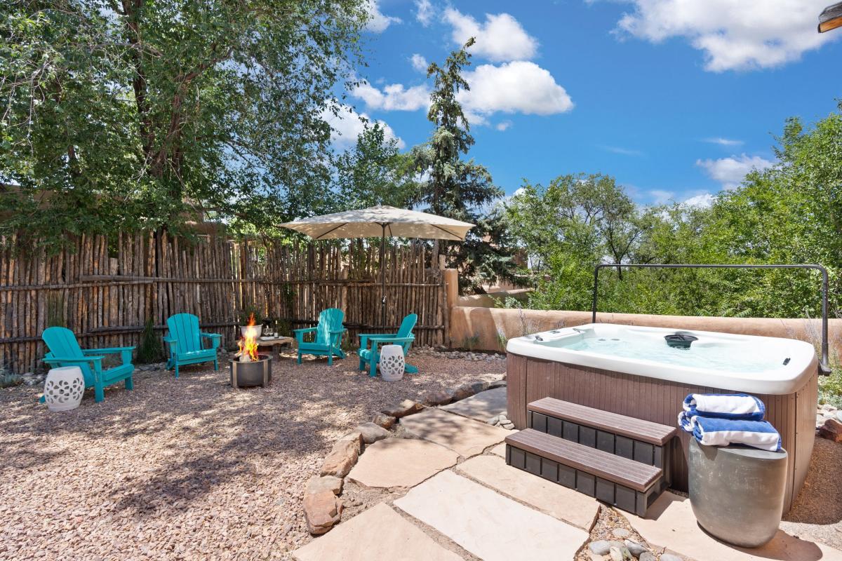 Montoya - Historic Home with Casita, Spa, Stunning Views